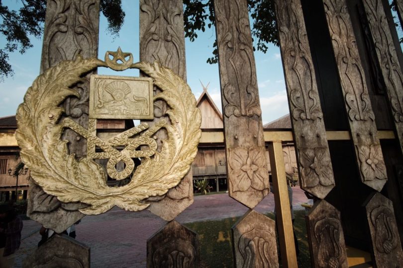 Istana Kuning, Istana Sultan Yang Sederhana - WARTAEVENT.COM