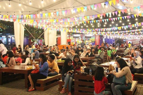 Pasar Senggol SMB Suguhkan Konsep Food, Music & Fun Festival ...